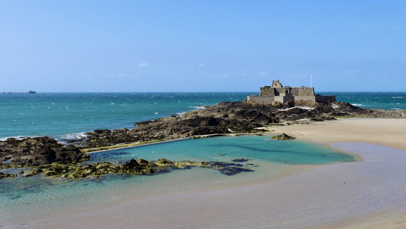 9 lieux à voir sur la Côte d'Émeraude en Bretagne | Carnets Vanille